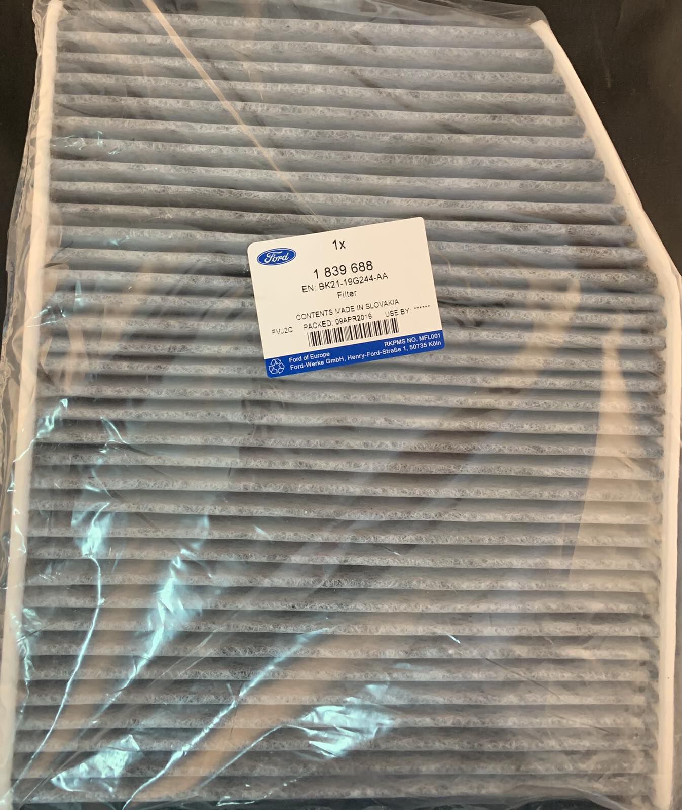 Фільтр салону вугільний форд на Ford: каталожний номер 1839688