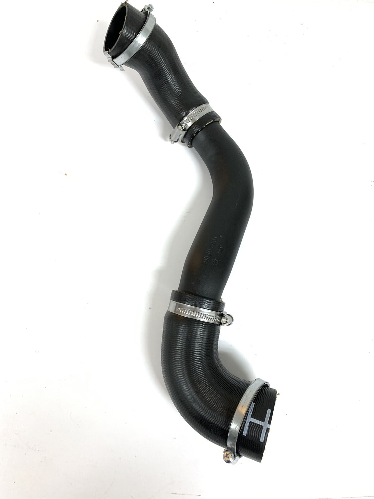 Патрубок интеркулера на Ford: каталожный номер 1827369 ESCAPE / Kuga 2012